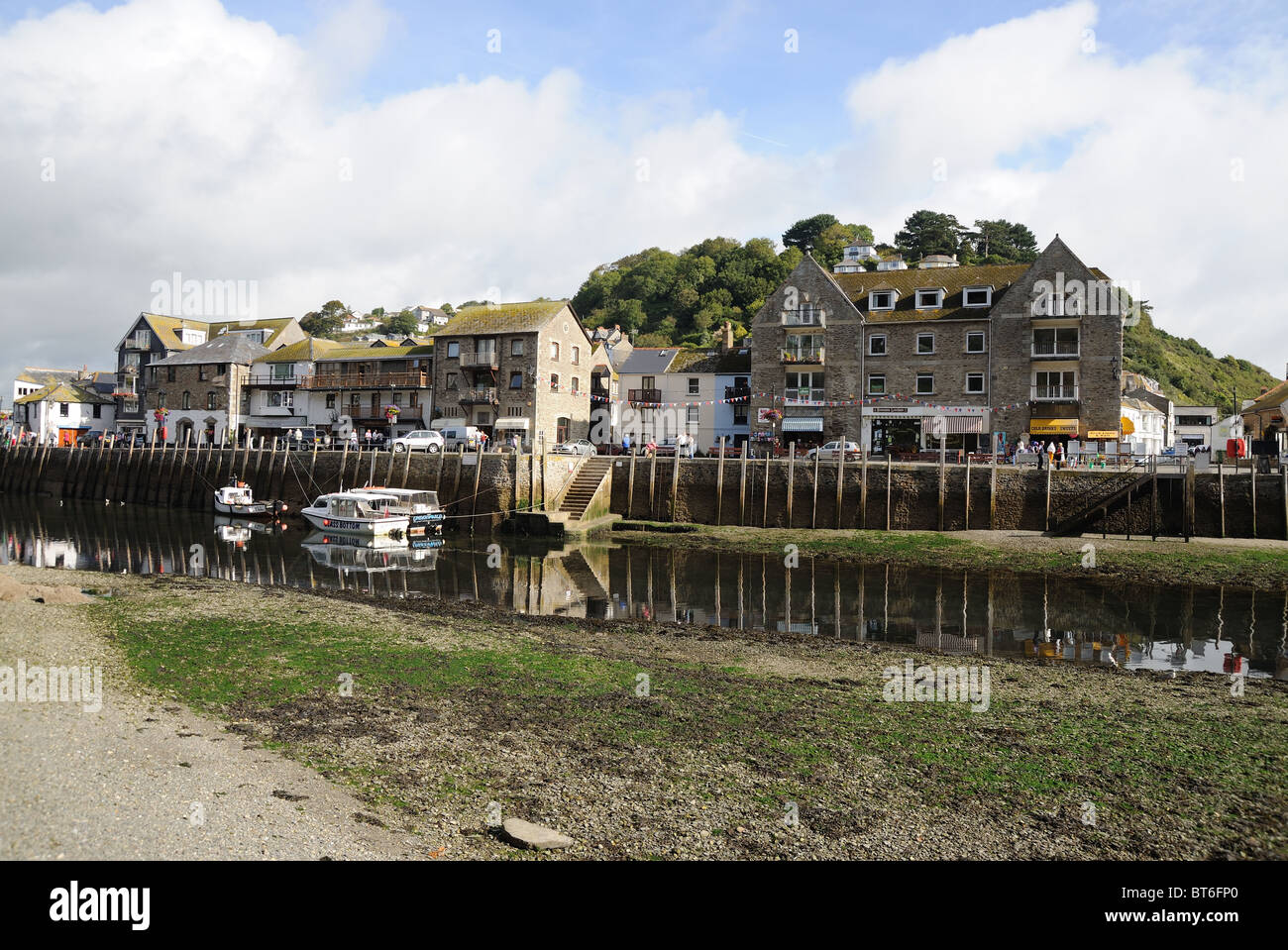 Low tide and harbour in Looe village, Cornwall, England, UK Stock Photo ...