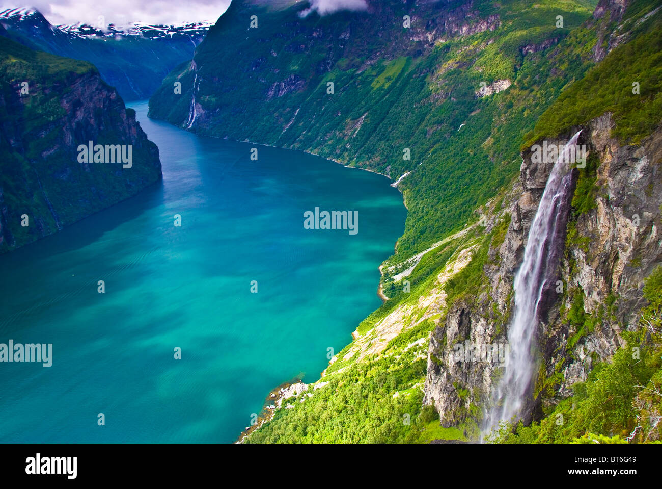 Gerainger and waterfall hi-res stock photography and images - Alamy