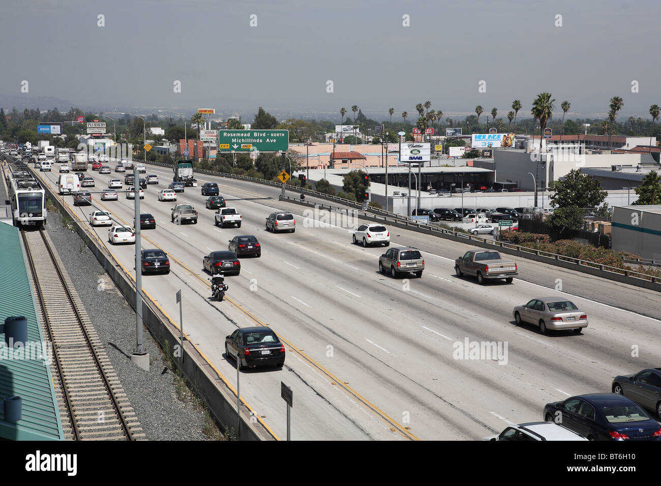 Gold line extension hi-res stock photography and images - Alamy