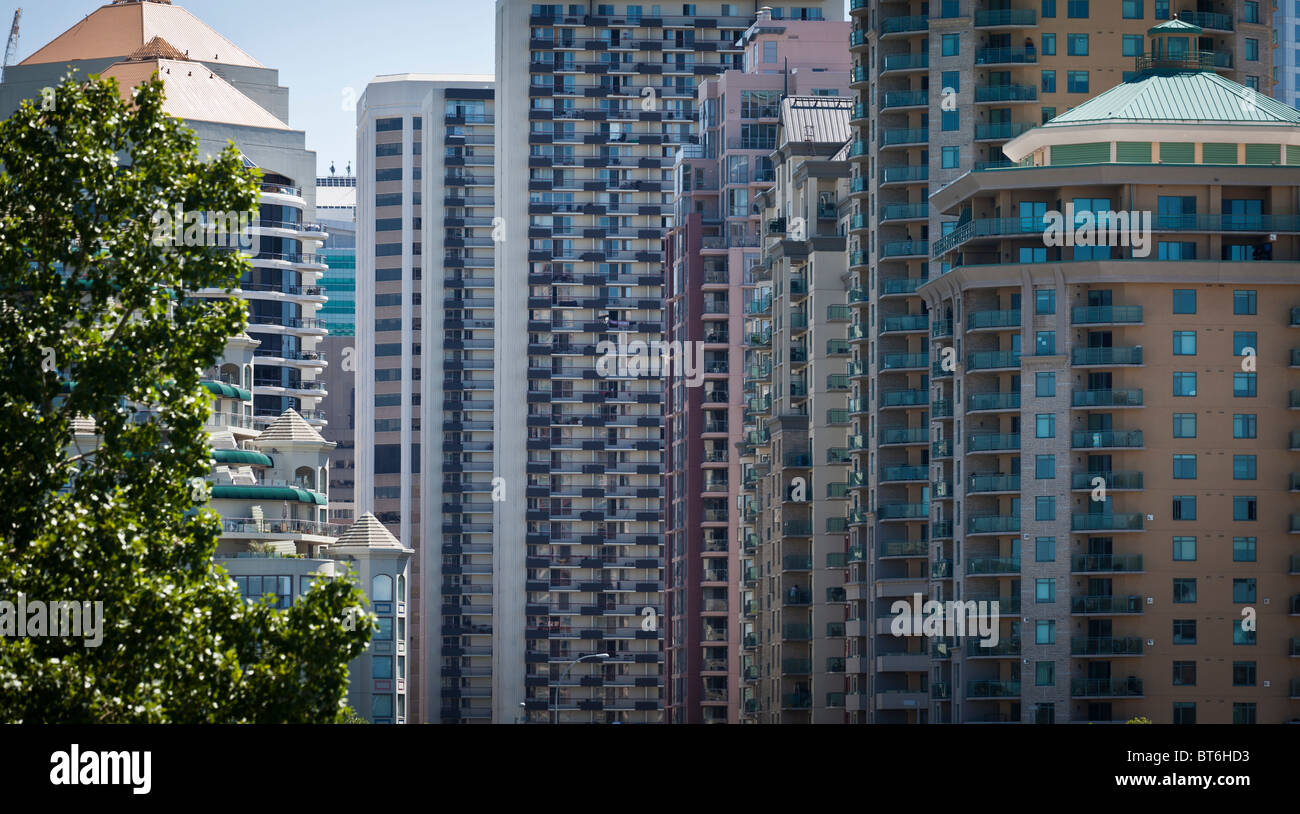 Crowded balcony hi-res stock photography and images - Alamy