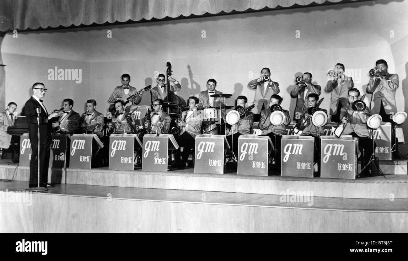 Glen miller band hi-res stock photography and images - Alamy