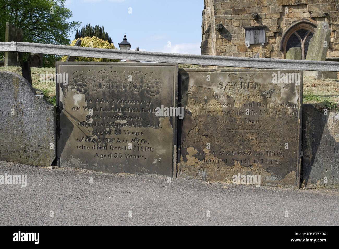 Slate headstones hi-res stock photography and images - Alamy