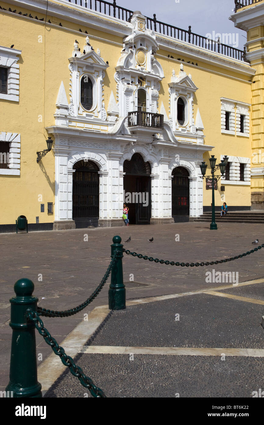 Entrance museum catacombs san hi-res stock photography and images - Alamy