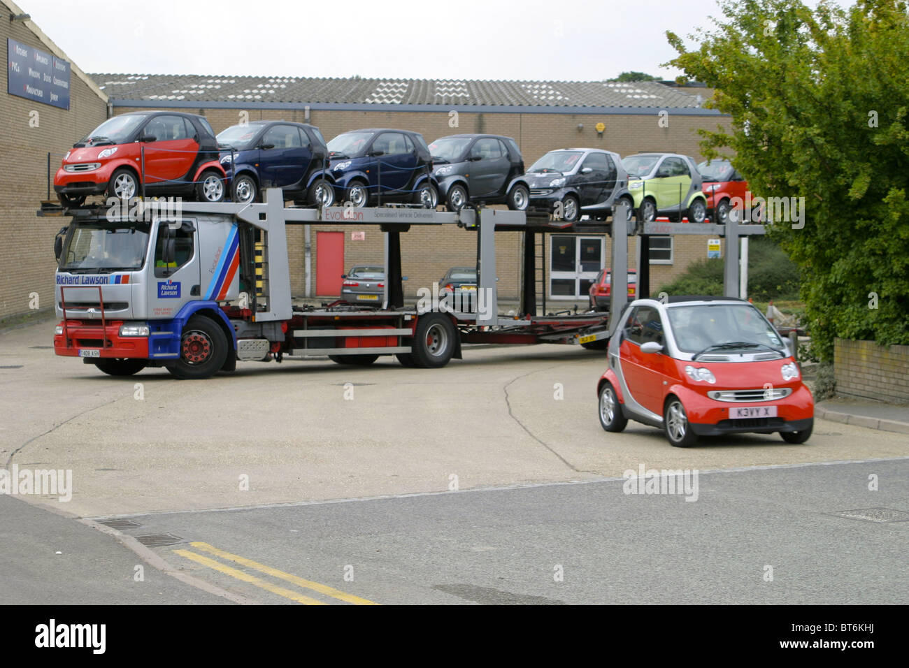 Lorry transporter hi-res stock photography and images - Alamy