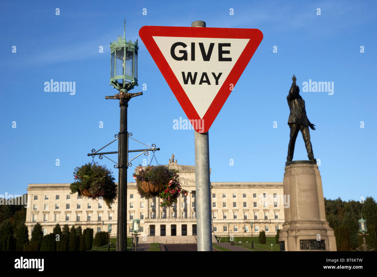 give way warning sign outside northern ireland parliament buildings ...