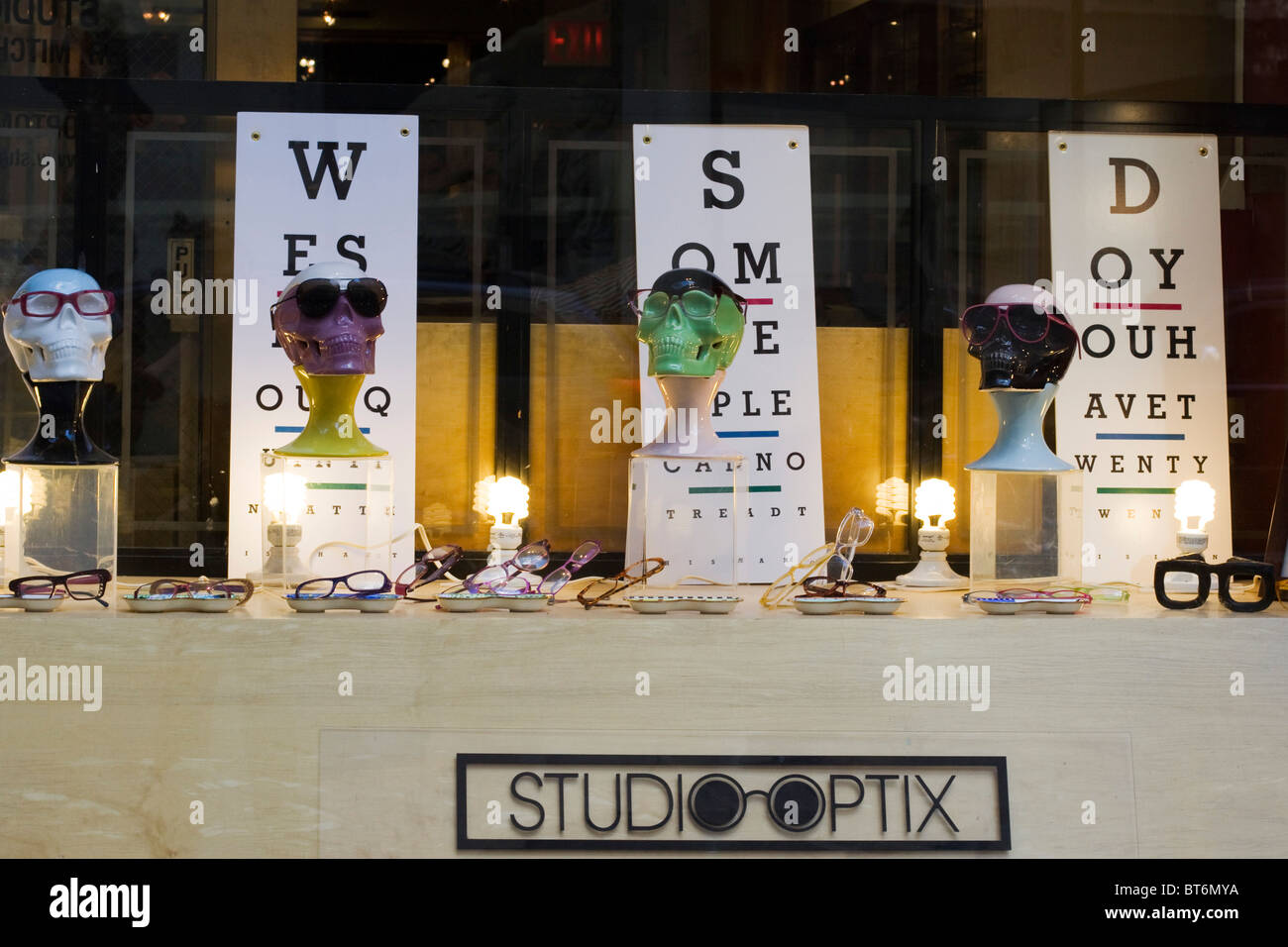 Studio optix hi-res stock photography and images - Alamy