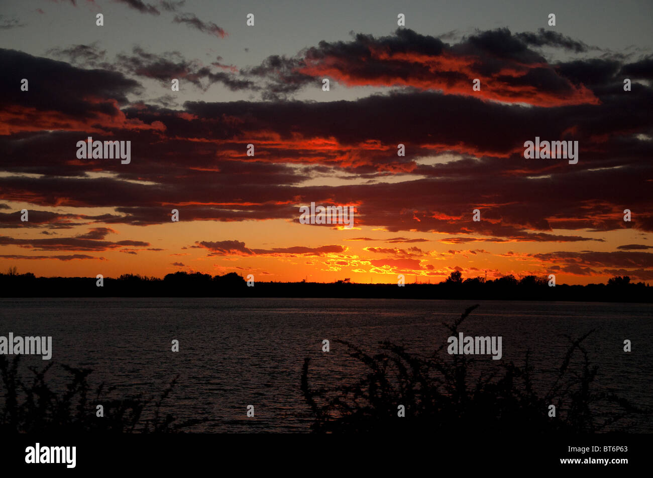 Sunset from Ile Perrot, overlooking the Ottawa River Stock Photo - Alamy