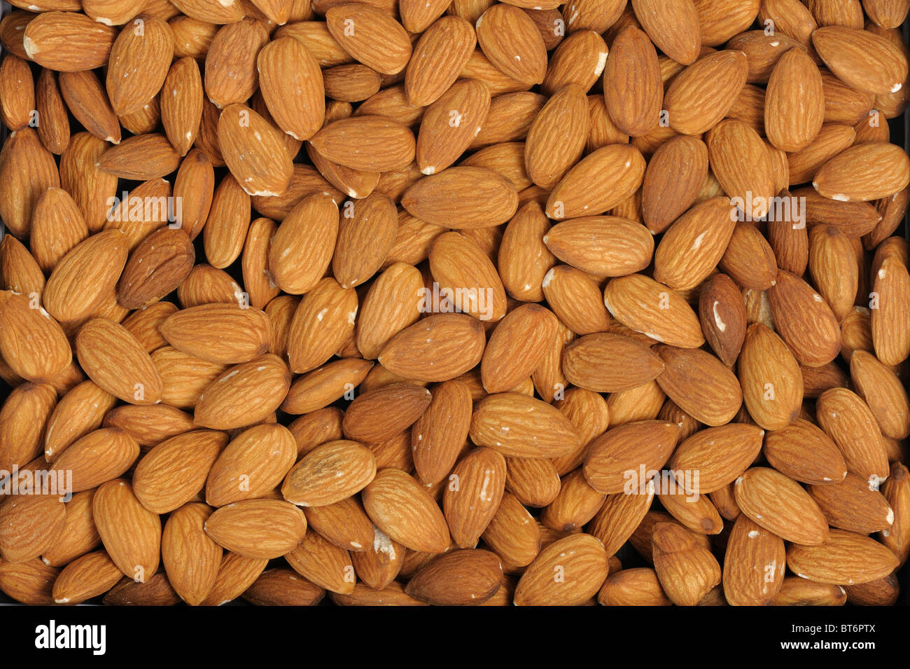 Large almonds hi-res stock photography and images - Alamy