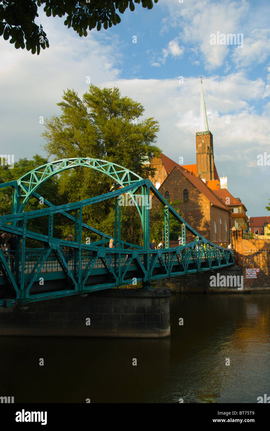 Wroclaw tumski bridge hi-res stock photography and images - Alamy