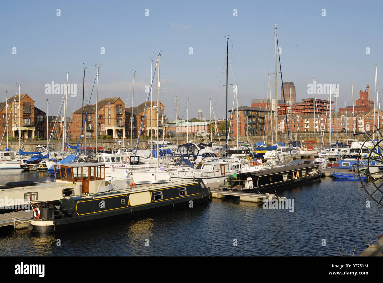 New housing developments on the redeveloped dock area in Dingle ...