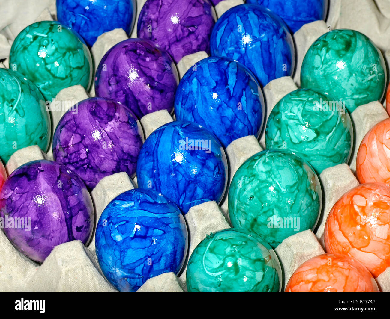 Egg colored hi-res stock photography and images - Alamy