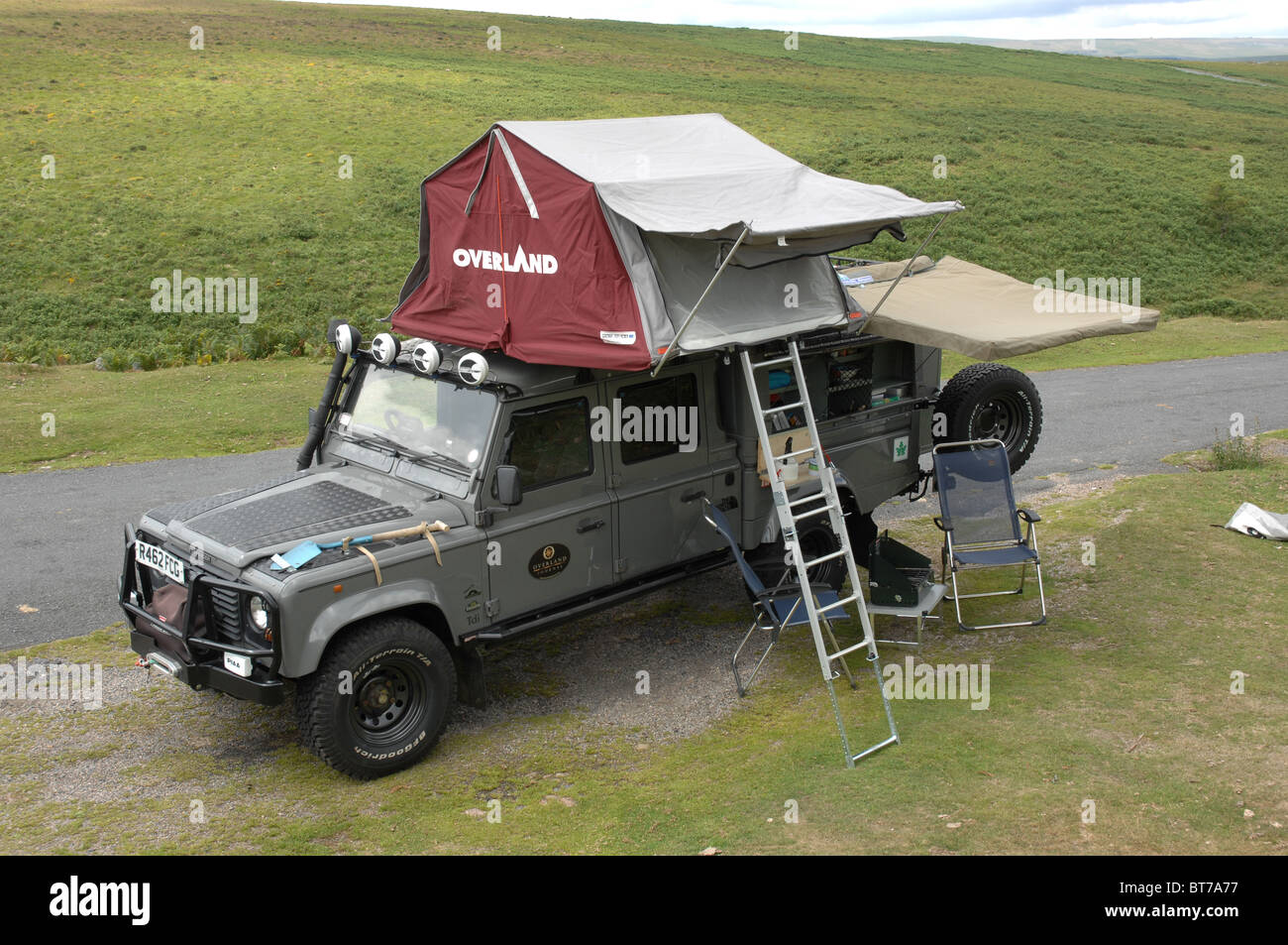 Land Rover Defender 130 1997 Stock Photo - Alamy