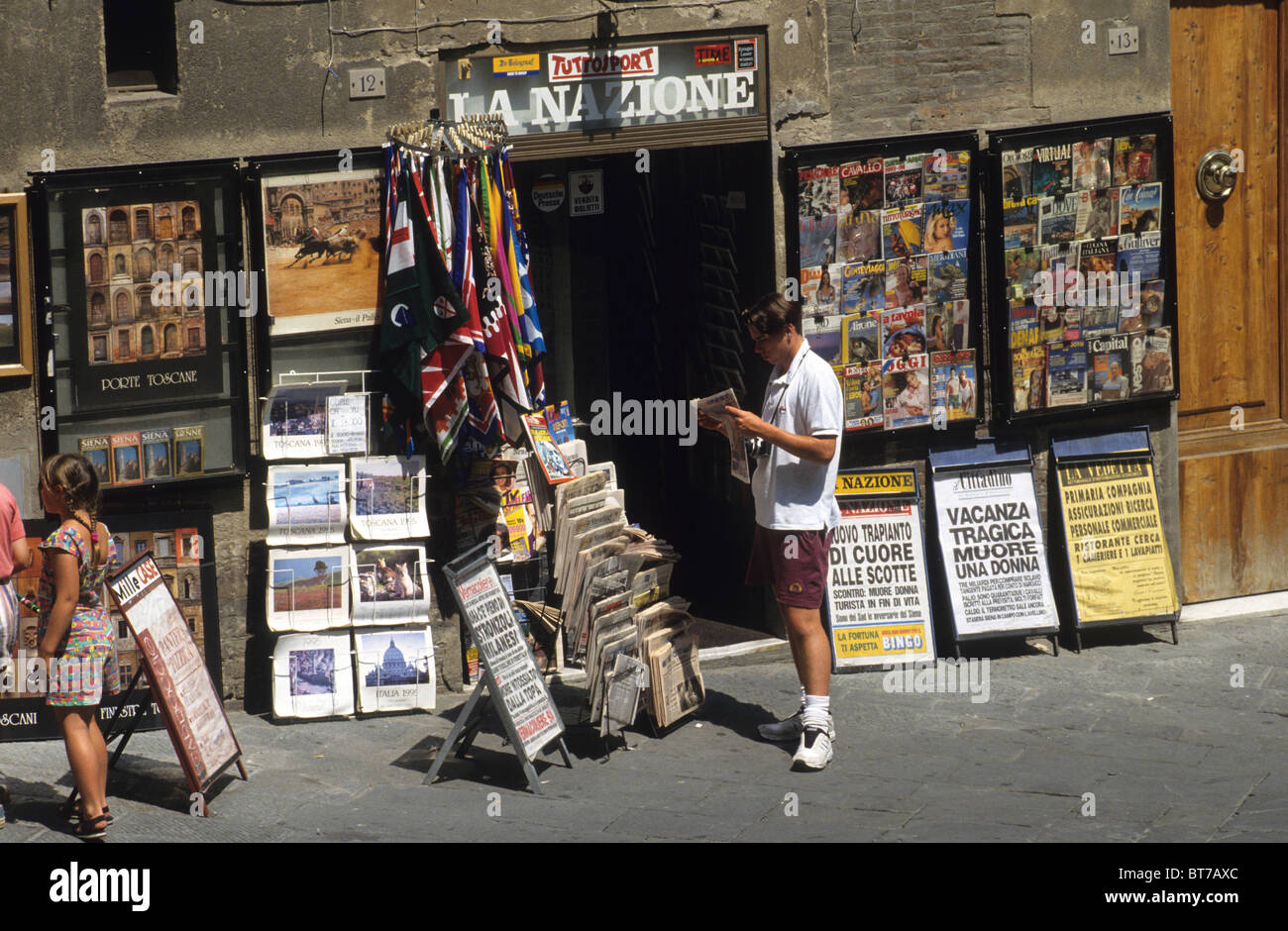 Newspaper shop in Sienna Italy Siena Stock Photo - Alamy