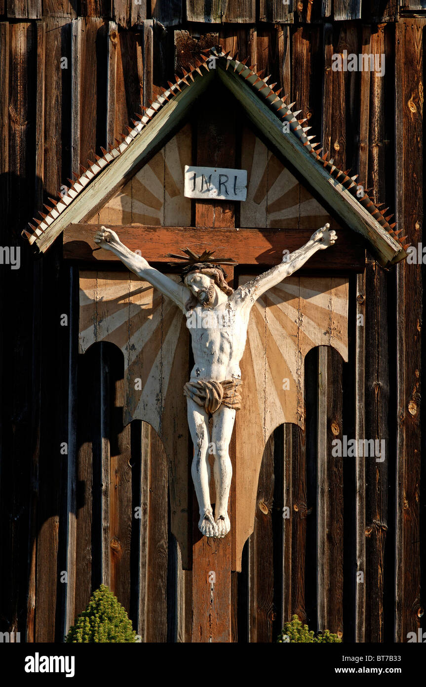 Wooden crucifix in front of a shed, Gosberg, Upper Franconia, Bavaria ...