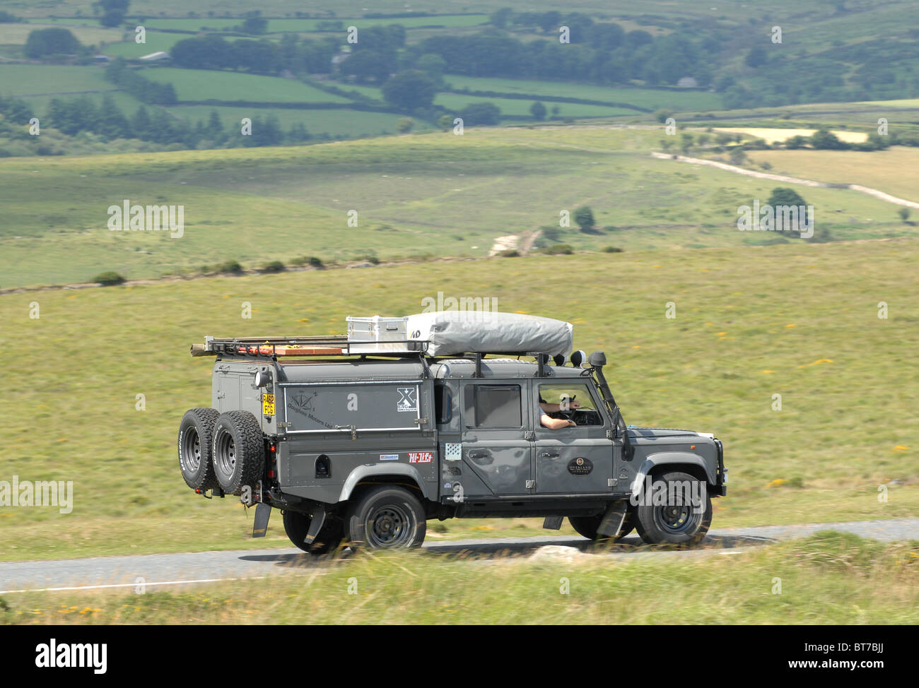 1997 land rover defender hi-res stock photography and images - Alamy