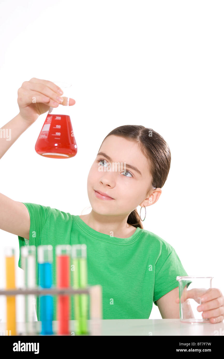 Girl working on an experiment in a laboratory Stock Photo - Alamy