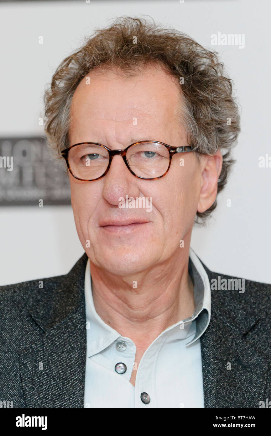 Geoffrey rush hi-res stock photography and images - Alamy