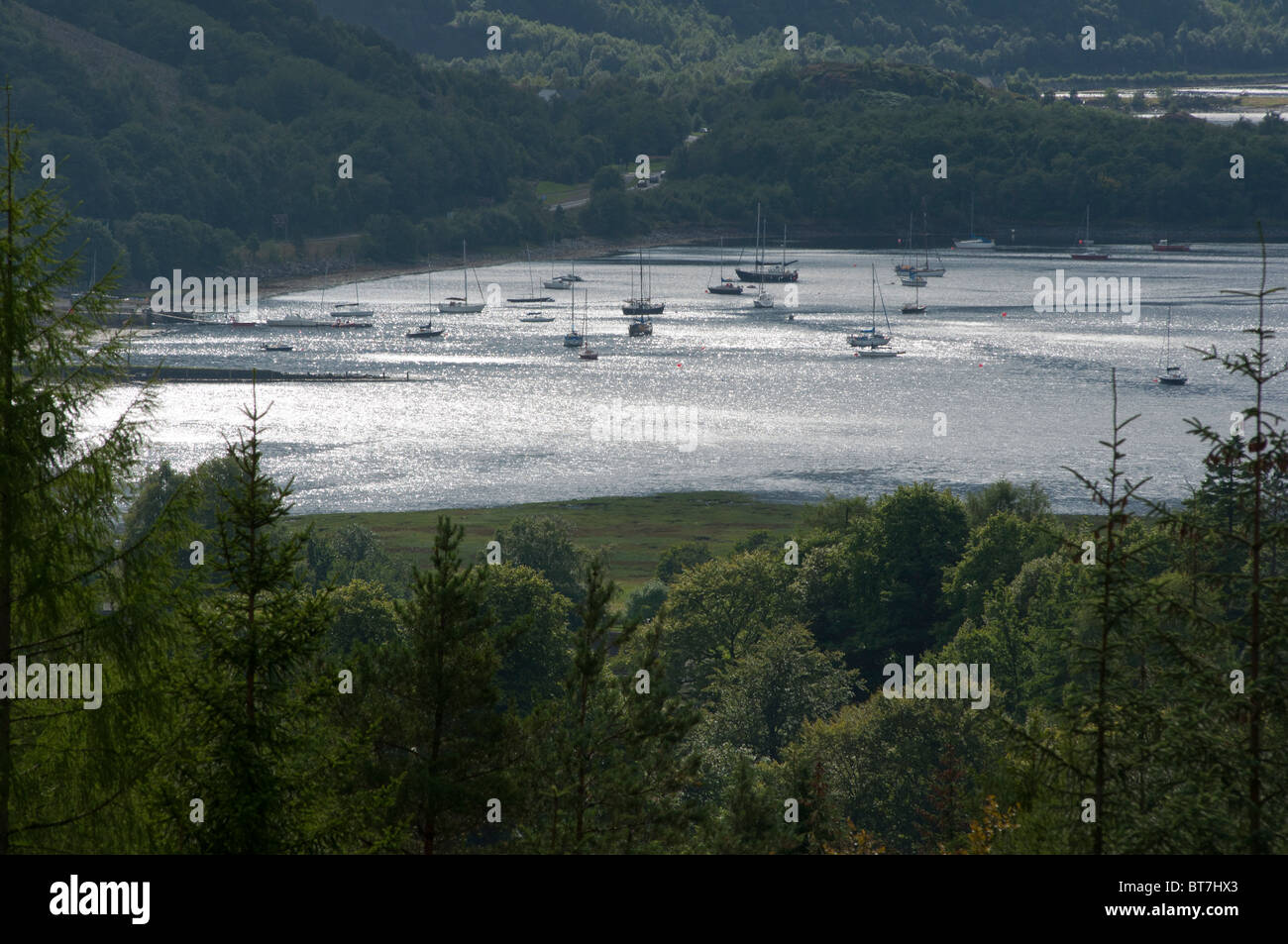 Hills loch leven hi-res stock photography and images - Alamy