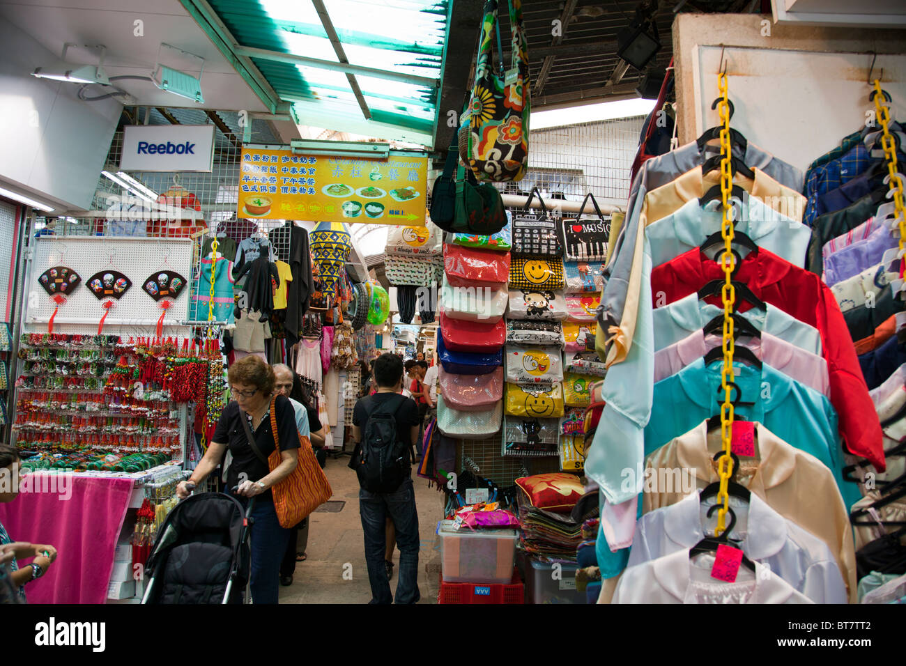 Stanley market hong kong hi-res stock photography and images - Alamy
