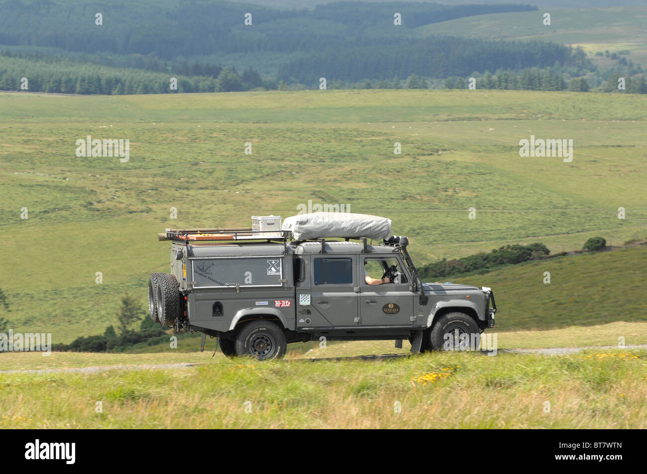 Land Rover Defender 130 1997 Stock Photo - Alamy