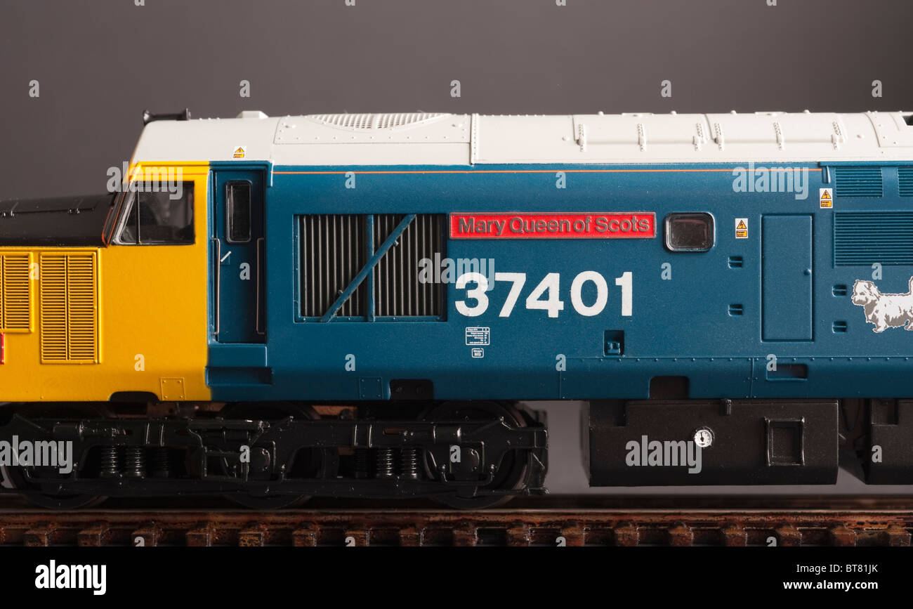 Br class 37 diesel engine hi-res stock photography and images - Alamy