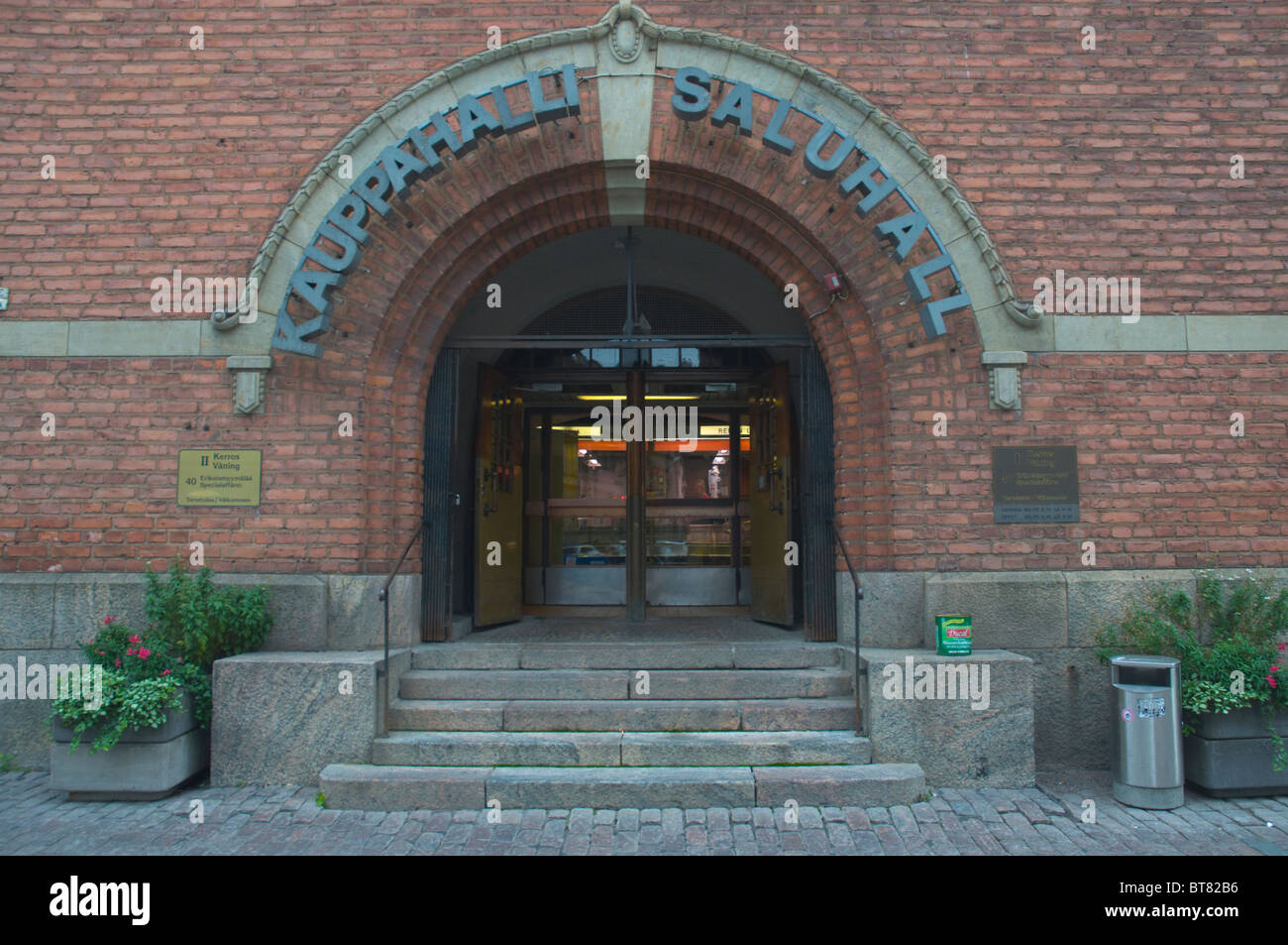 Hakaniemi kauppahalli hi-res stock photography and images - Alamy