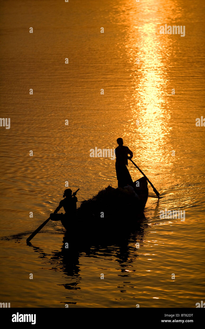 Boat sail india hi-res stock photography and images - Alamy