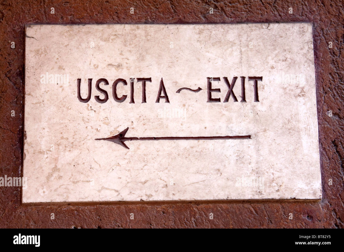 Italian exit sign hi-res stock photography and images - Alamy