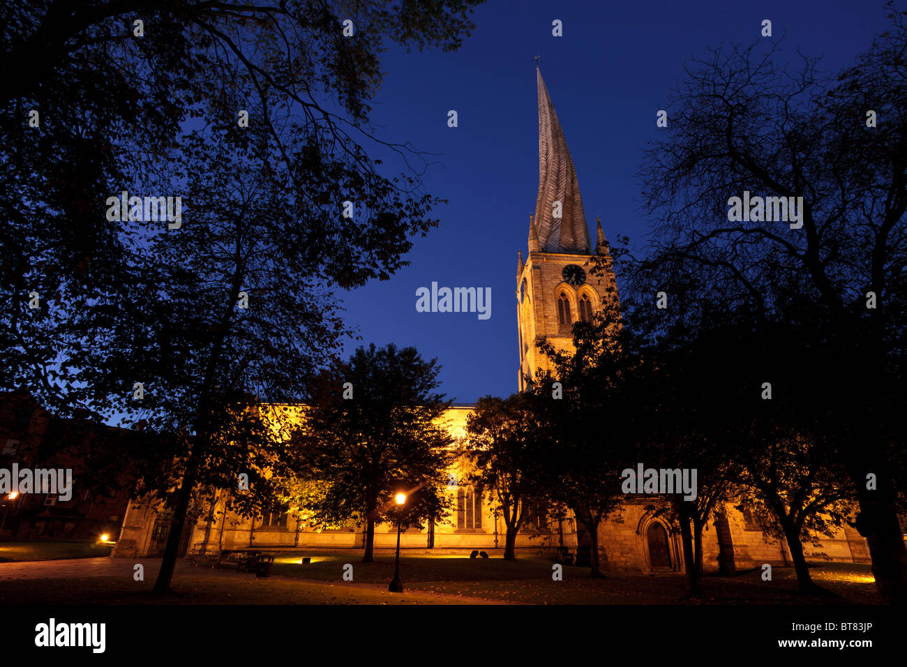 Chesterfield twisted spire hi-res stock photography and images - Alamy