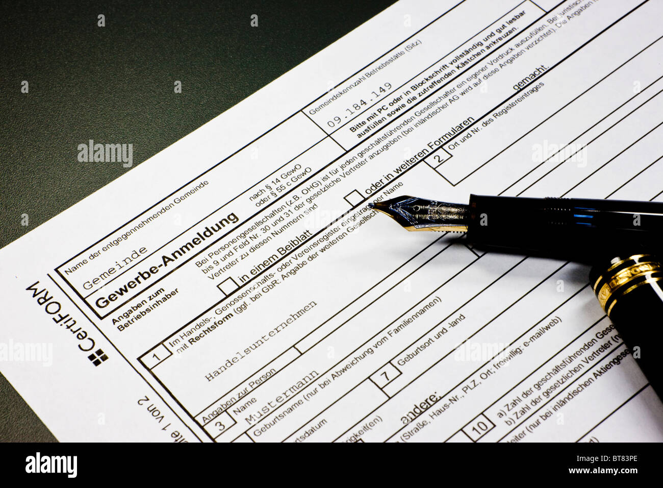 German formula to register a business at the trade licensing office ...