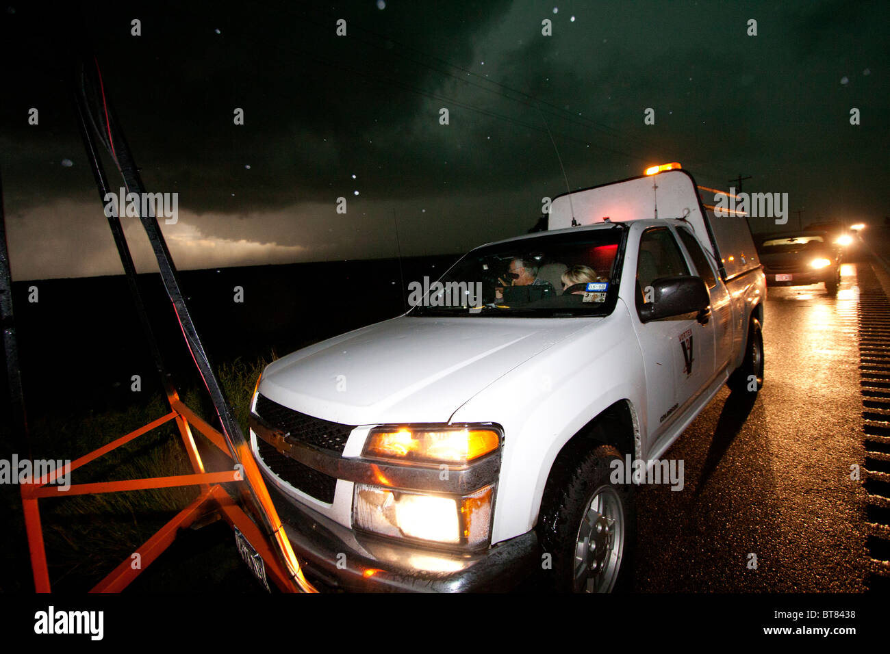 Scientist Tim Marshall's probe vehicle parks and awaits probe ...