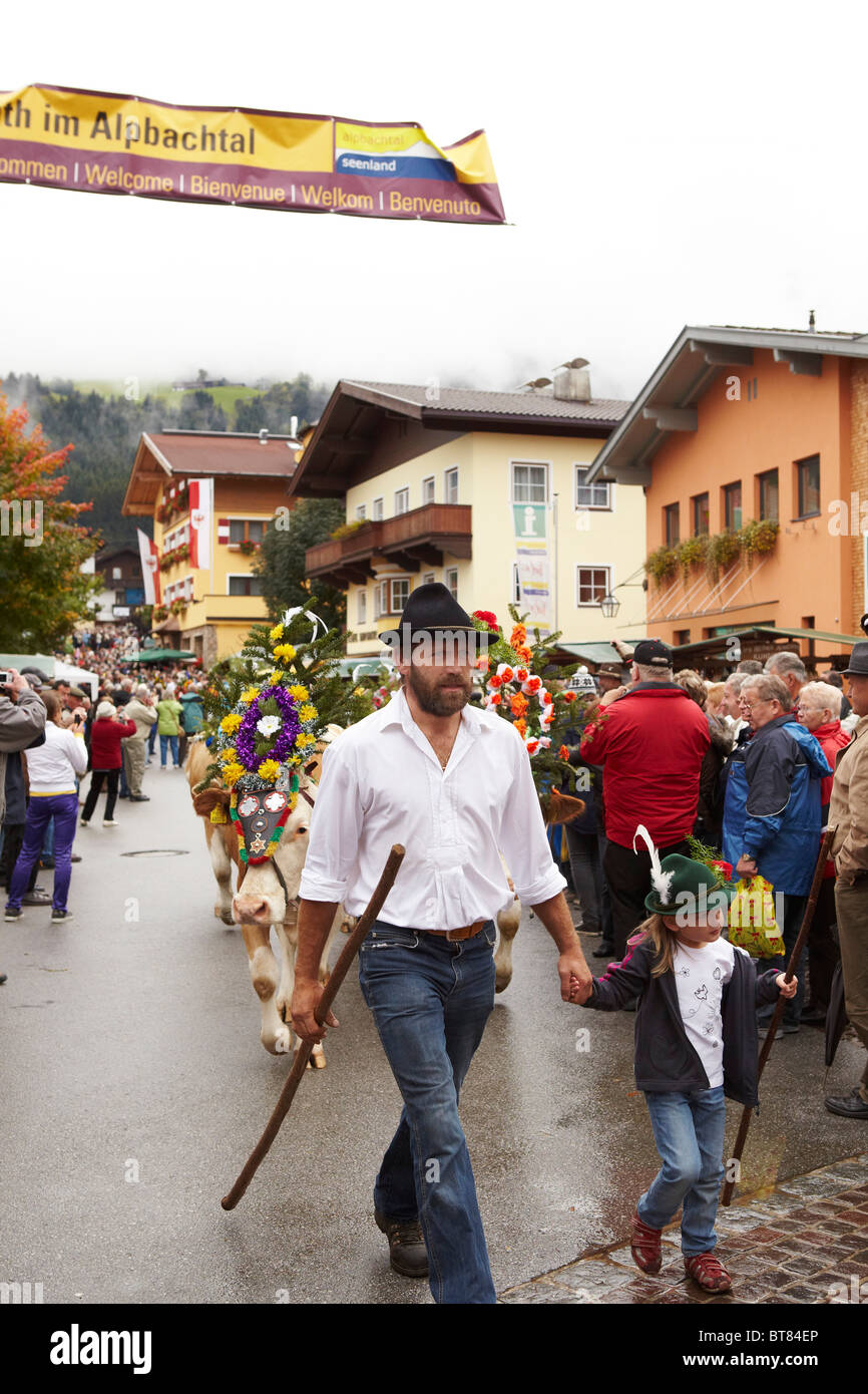 Almabtrieb festival hi-res stock photography and images - Alamy