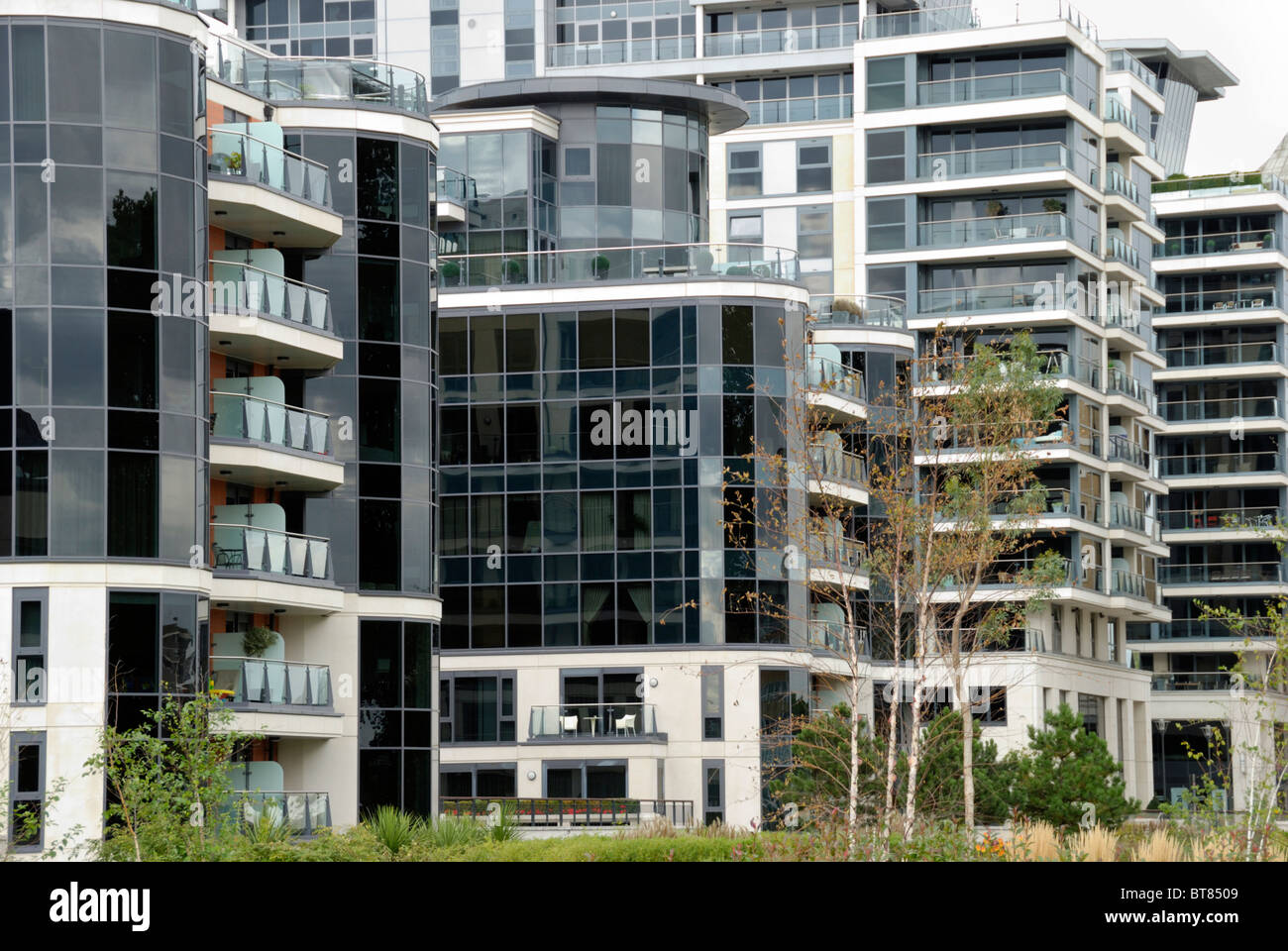 Imperial Wharf, Fulham, London, England Stock Photo - Alamy