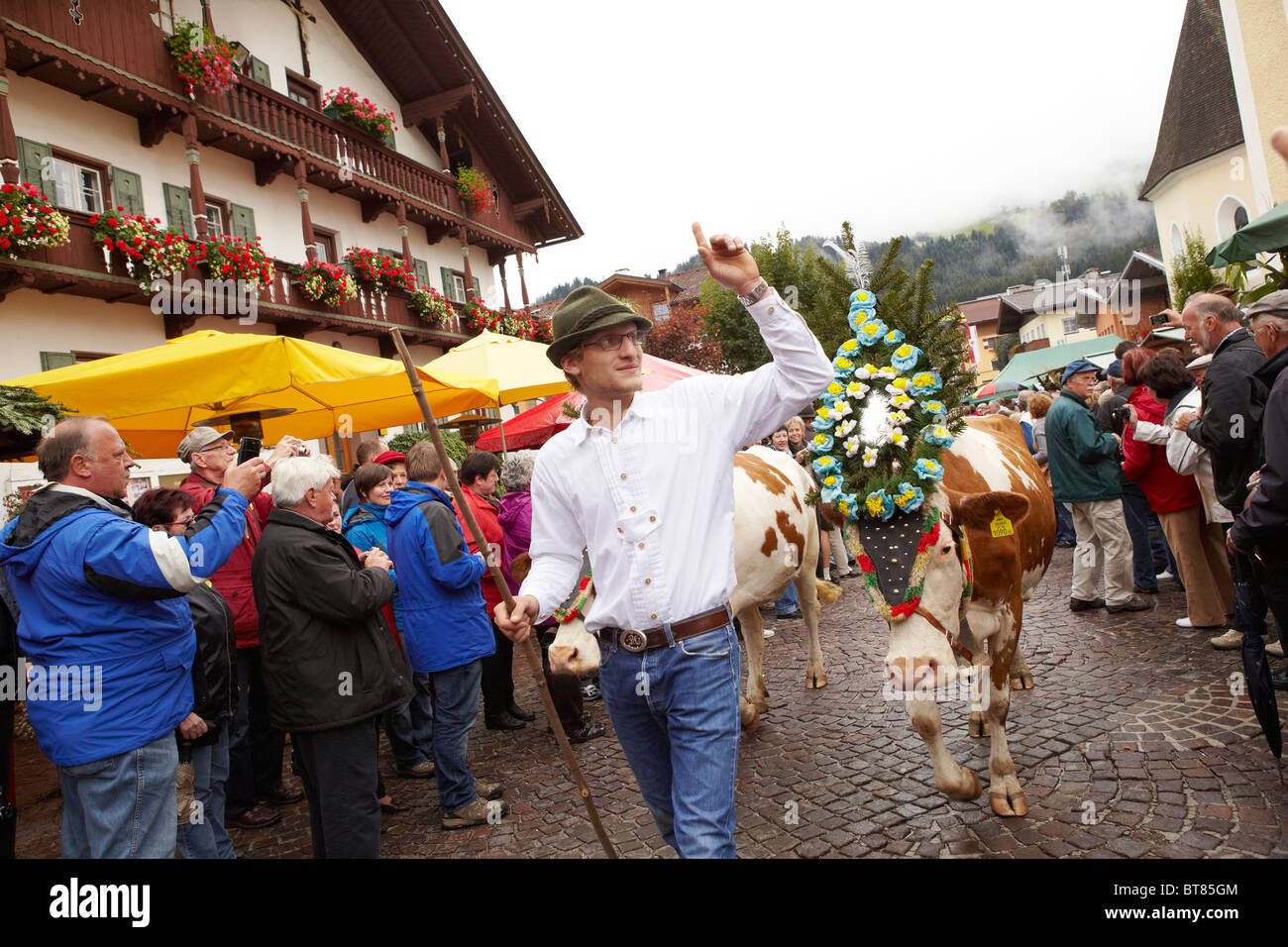 Almabtrieb festival hi-res stock photography and images - Alamy