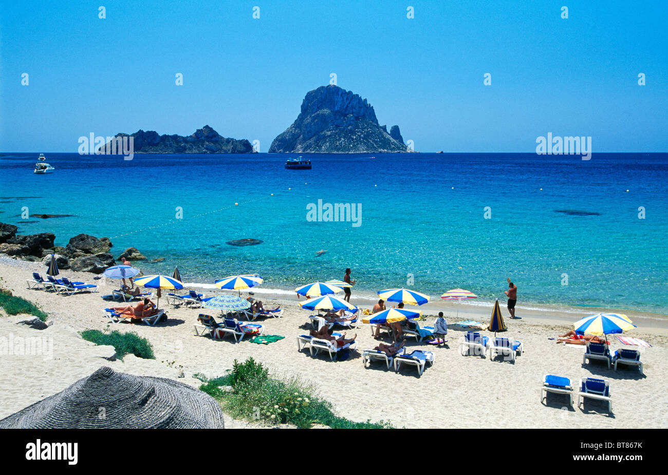 Ant islands hi-res stock photography and images - Alamy