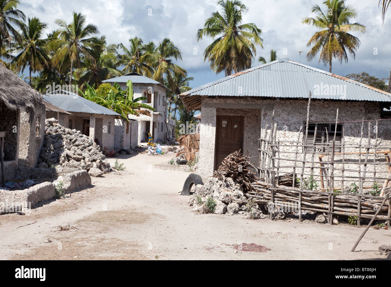 Typical african village hi-res stock photography and images - Alamy