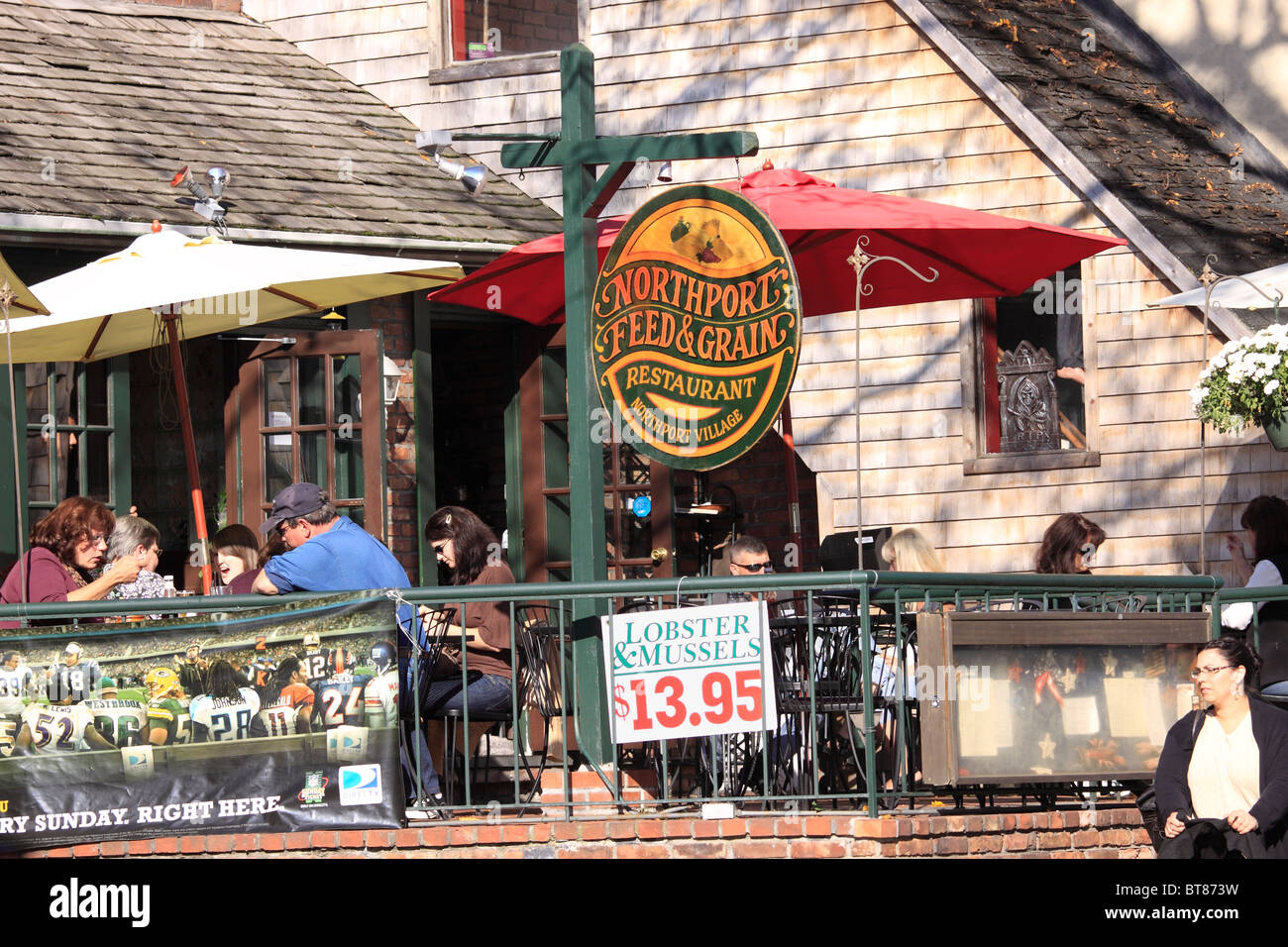 Restaurant on Main St. Northport Village Long Island NY Stock Photo - Alamy