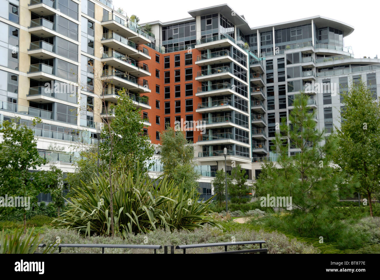 Imperial Wharf, Fulham, London, England Stock Photo - Alamy