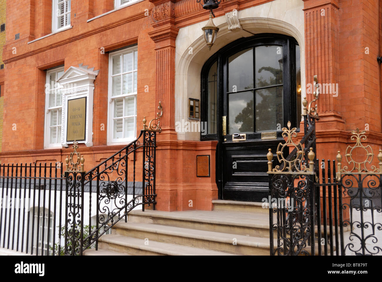Cheyne walk hi-res stock photography and images - Alamy