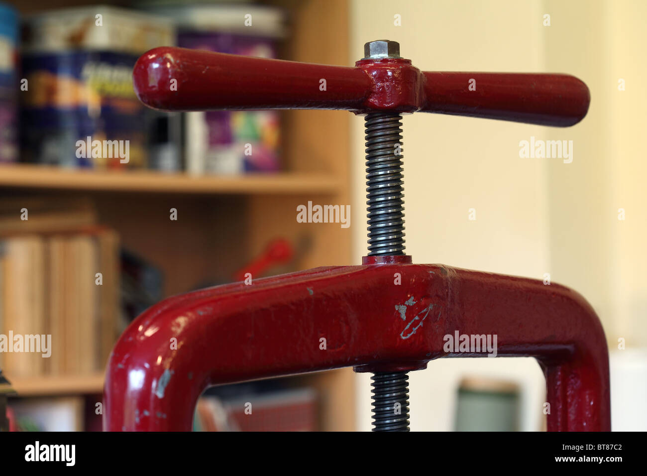 Binding a book bindery workshop Stock Photo - Alamy