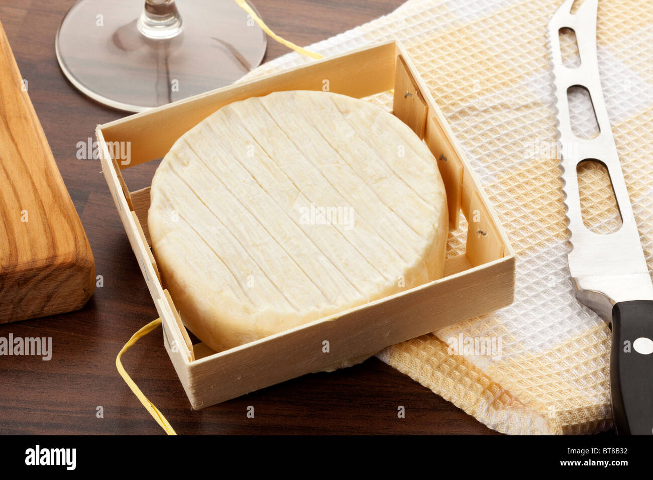 Camembert box hi-res stock photography and images - Alamy