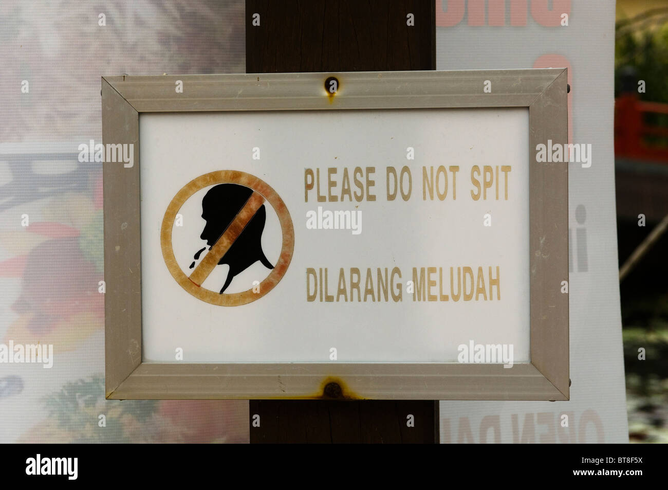 Spitting prohibited hi-res stock photography and images - Alamy