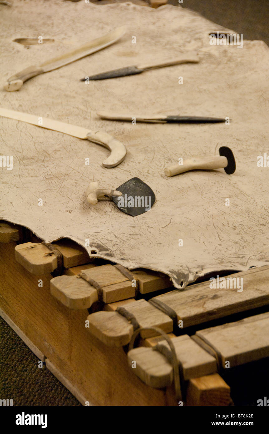 Iqaluit native tool knife hi-res stock photography and images - Alamy