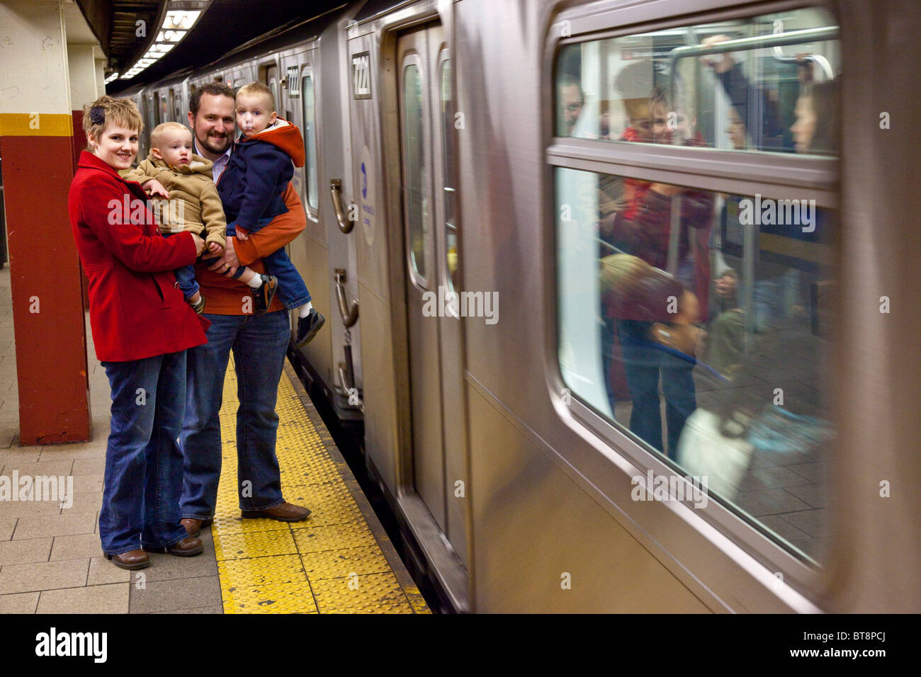 Subway platform new york kids hi-res stock photography and images - Alamy