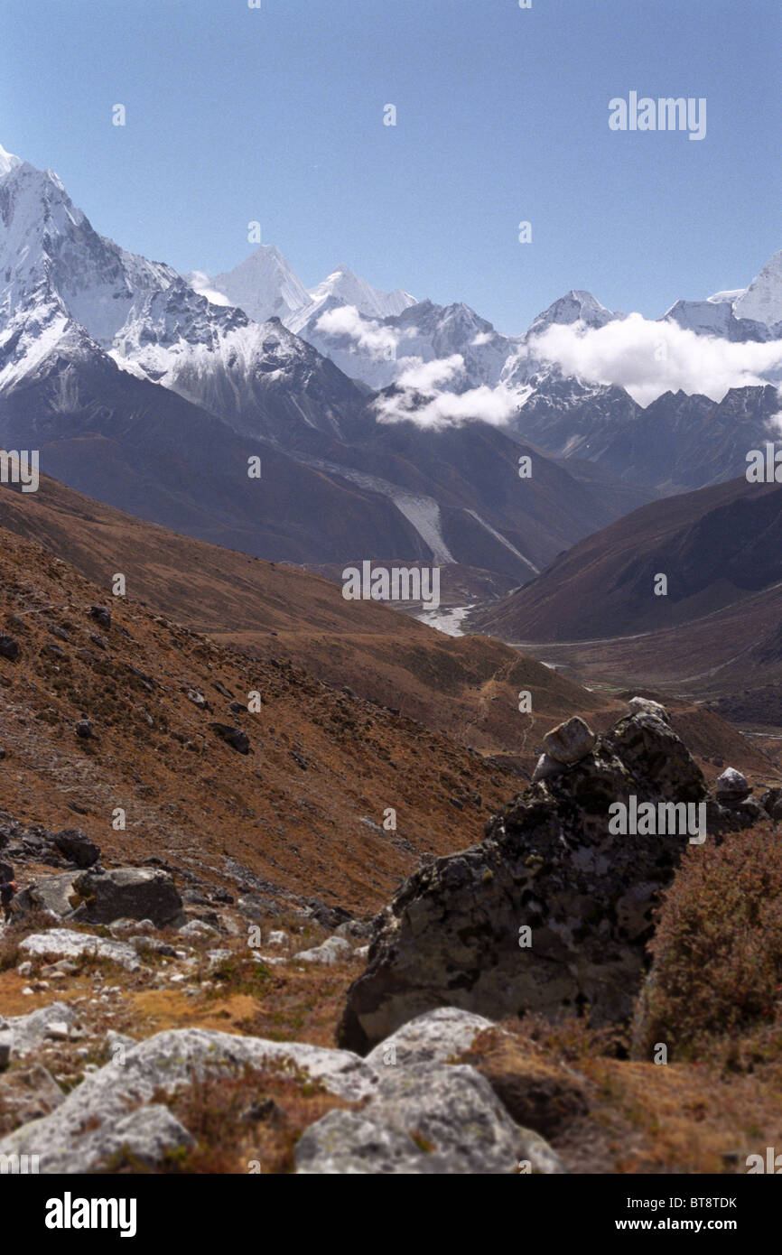 Pheriche valley nepal hi-res stock photography and images - Alamy