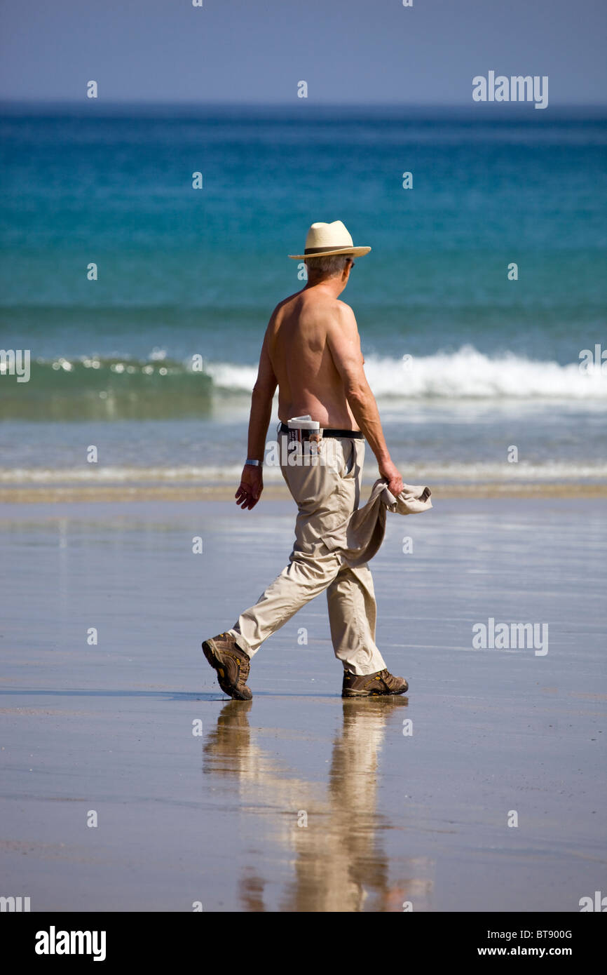 Tucked Shirt High Resolution Stock Photography and Images - Alamy