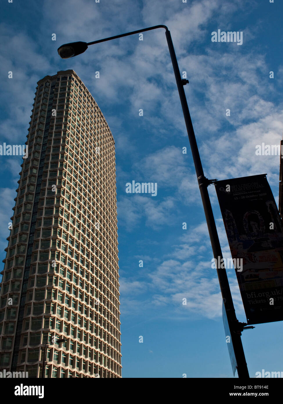 Centrepoint tower london hi-res stock photography and images - Alamy