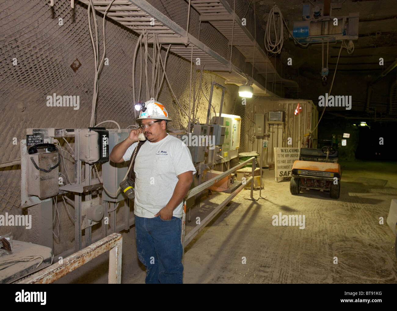 Nuclear Waste Burial at Waste Isolation Pilot Plant Stock Photo - Alamy