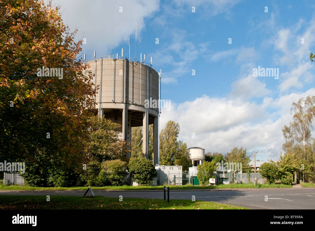 Concrete water towers hi-res stock photography and images - Alamy