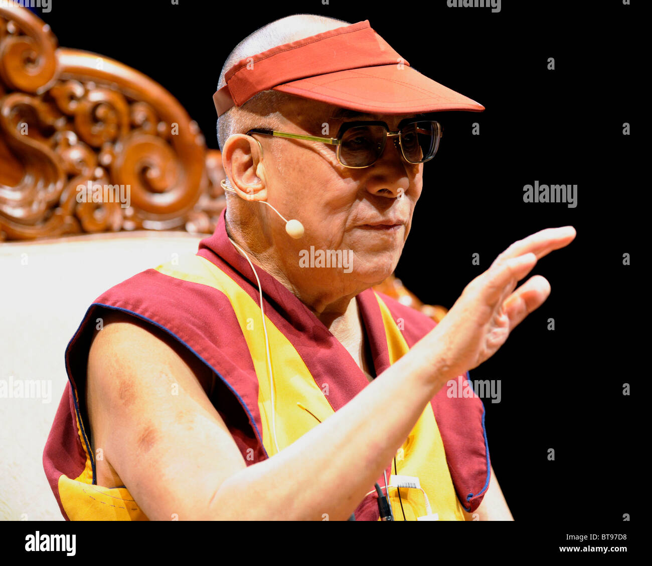 His Holiness the 14th Dalai Lama held a public talk 'Human Approaches ...